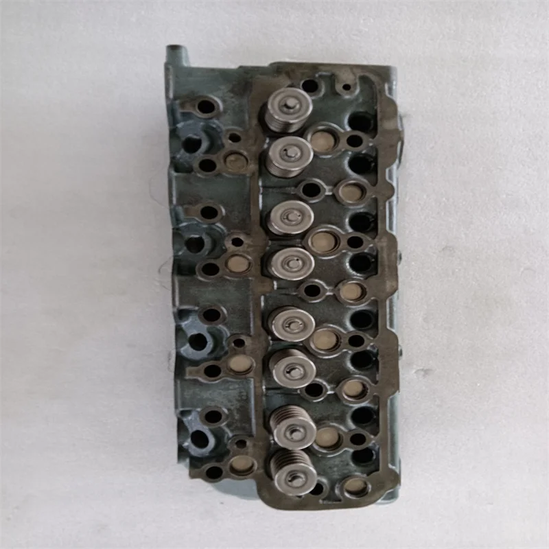 4d33-cylinder-head-assembly-for-Mitsubishi-fuso-canter-me990195.jpg