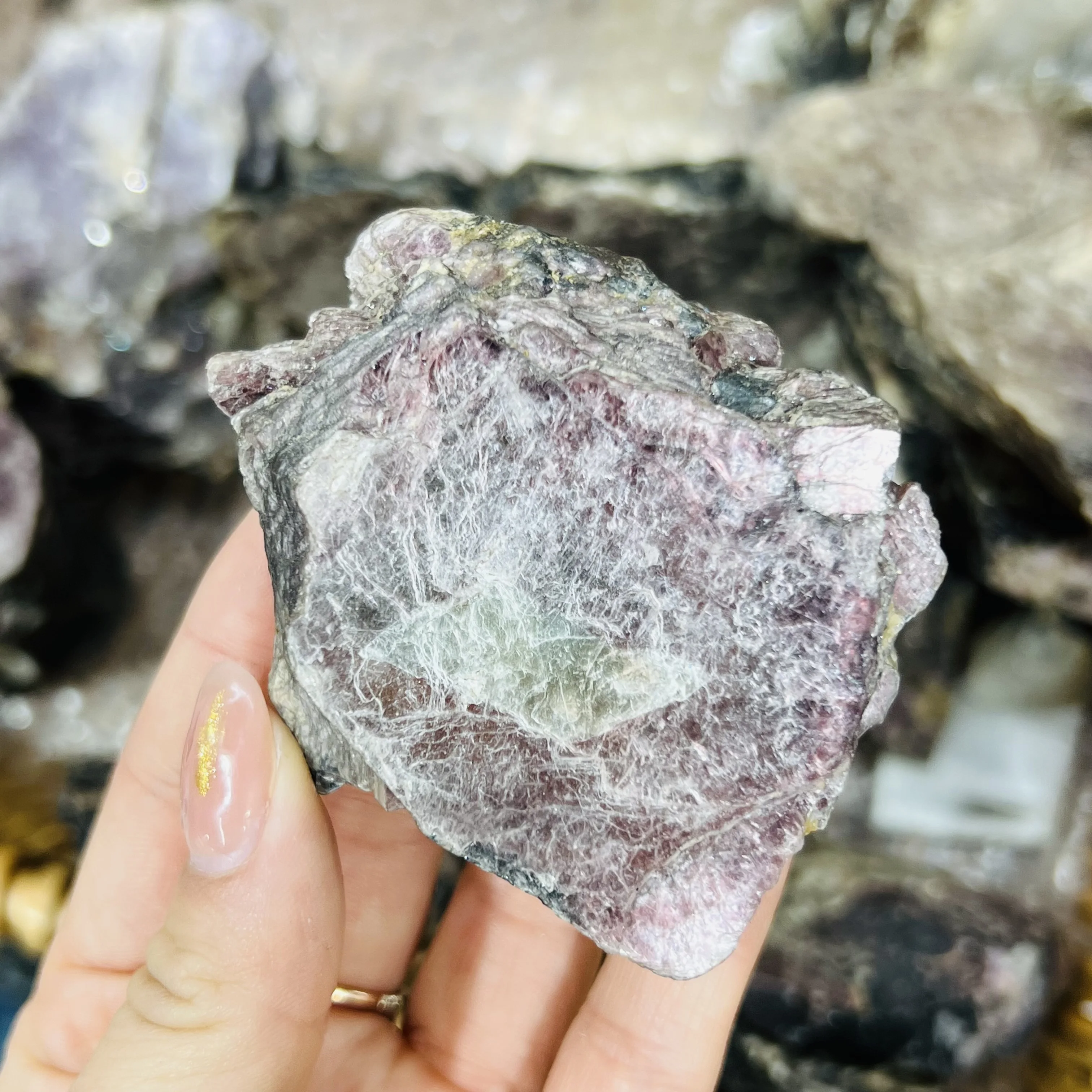 Silver Mica Rock