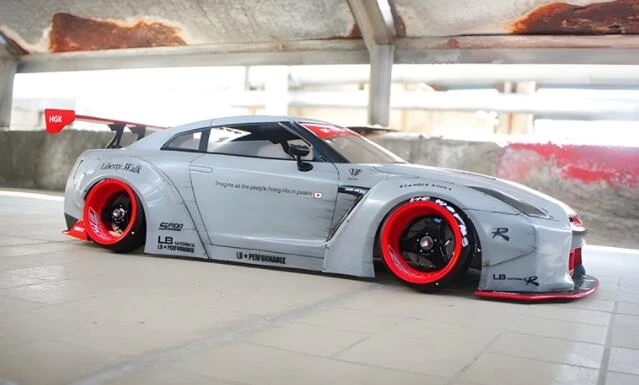 Liberty Walk R35 Rc
