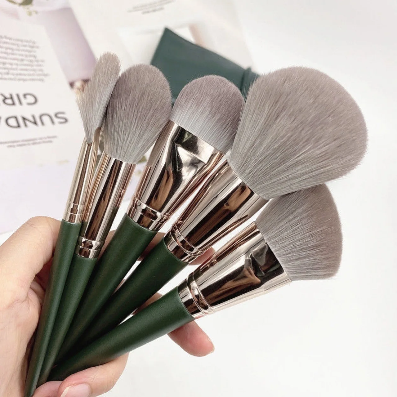 14Pcs-Makeup-Brushes-Set-Large-Fluffy-Soft-Eye-Shadow-Foundation-Brush ...