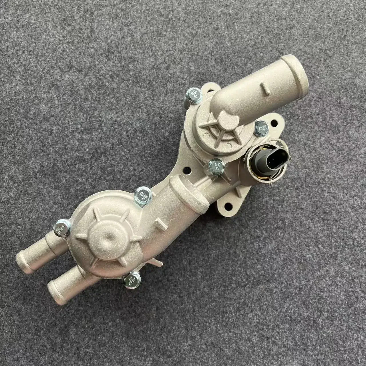 Aluminium-Alloy-Thermostat-Cooling-Housing-Assembly-03C-121-111-P ...