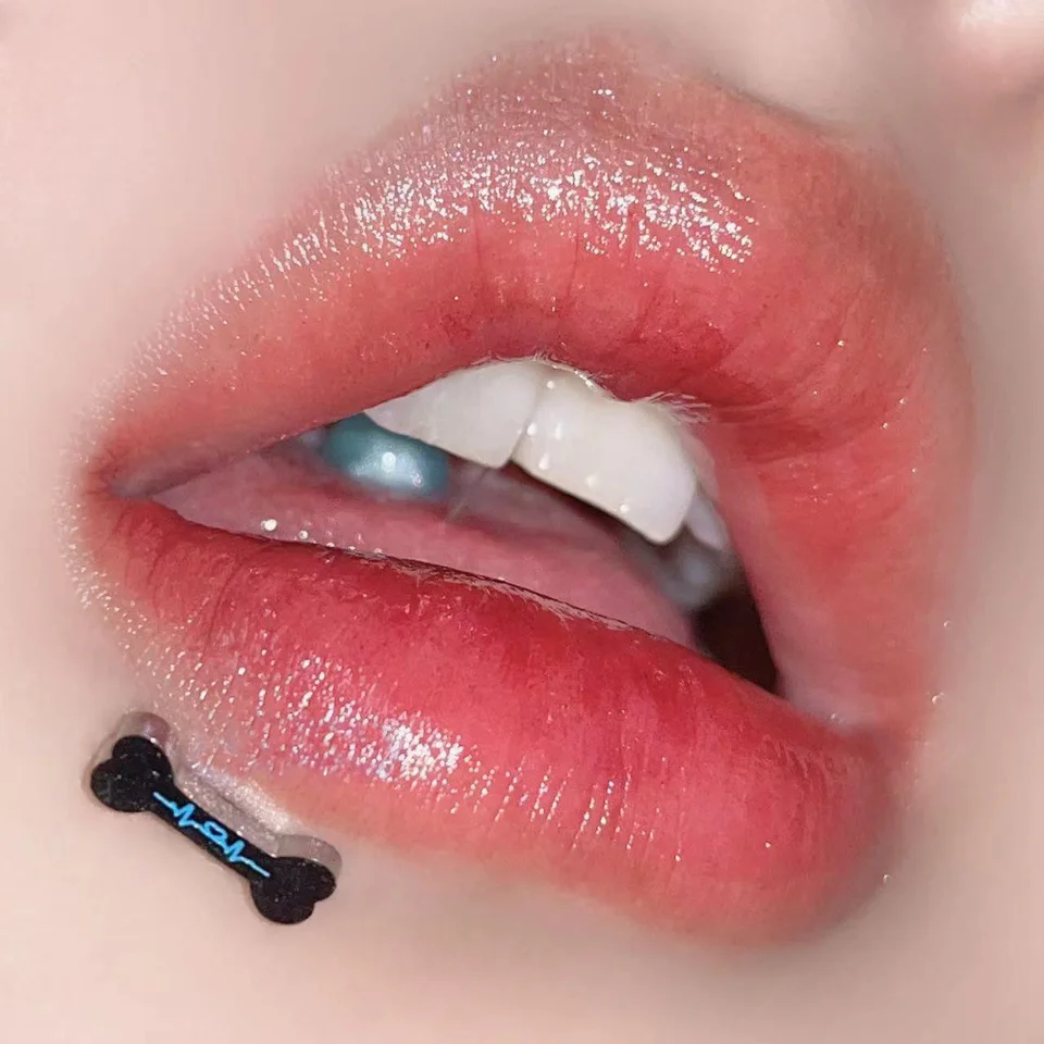 Canine Bites Piercing