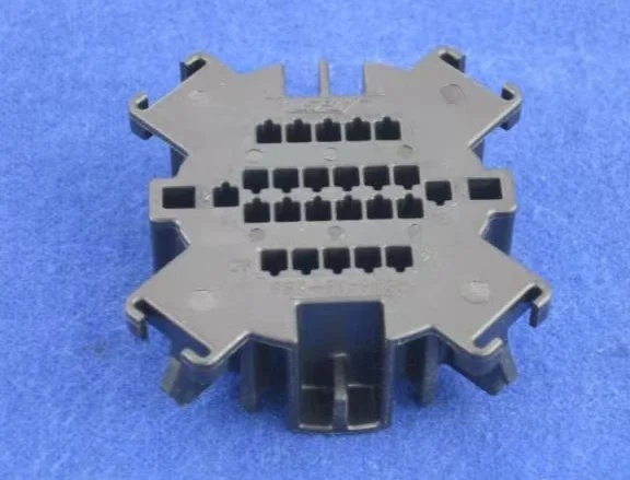 E-4582-E-4586-EPC-24-Pin-Female-Electrical-Automotive-Connector-For-Car.png