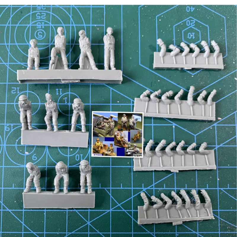 1/72 Scale Military Resin Figure Assembly Model Kit Bomber Member Group ...