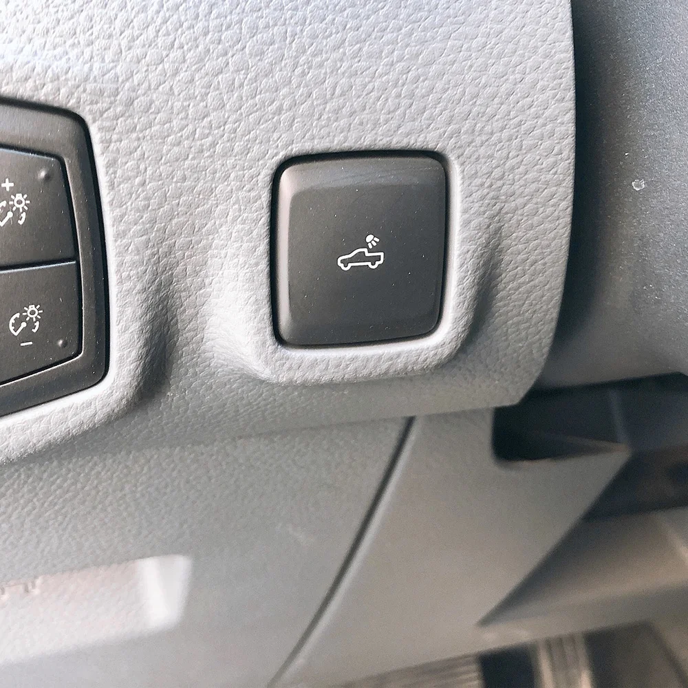 Carbon Fiber Color Car Rear Boot Light Switch Frame Covers Trim ...