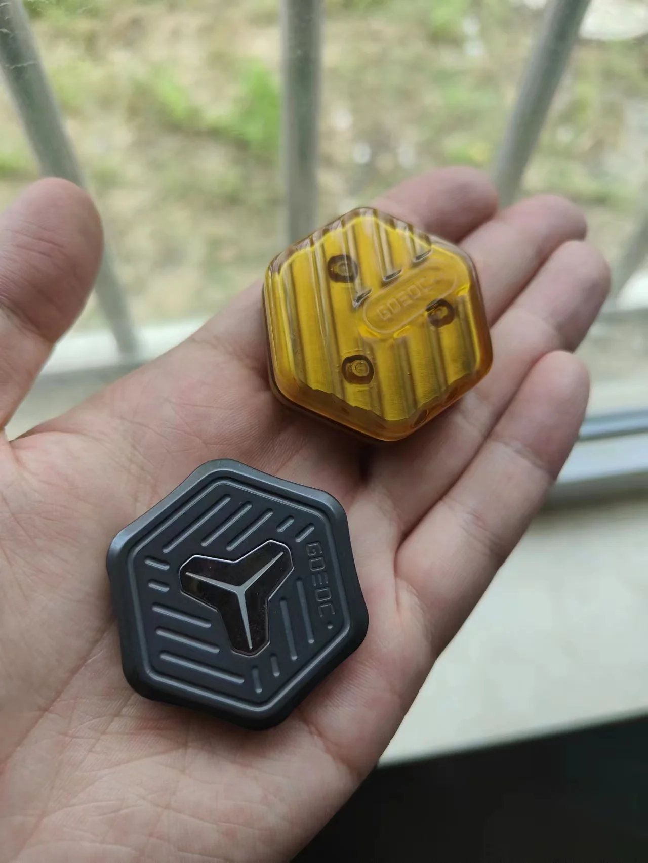 GD-Gladiator-Fidget-Slider-Decompression-Toy-EDC-Boyfriend-Gift ...