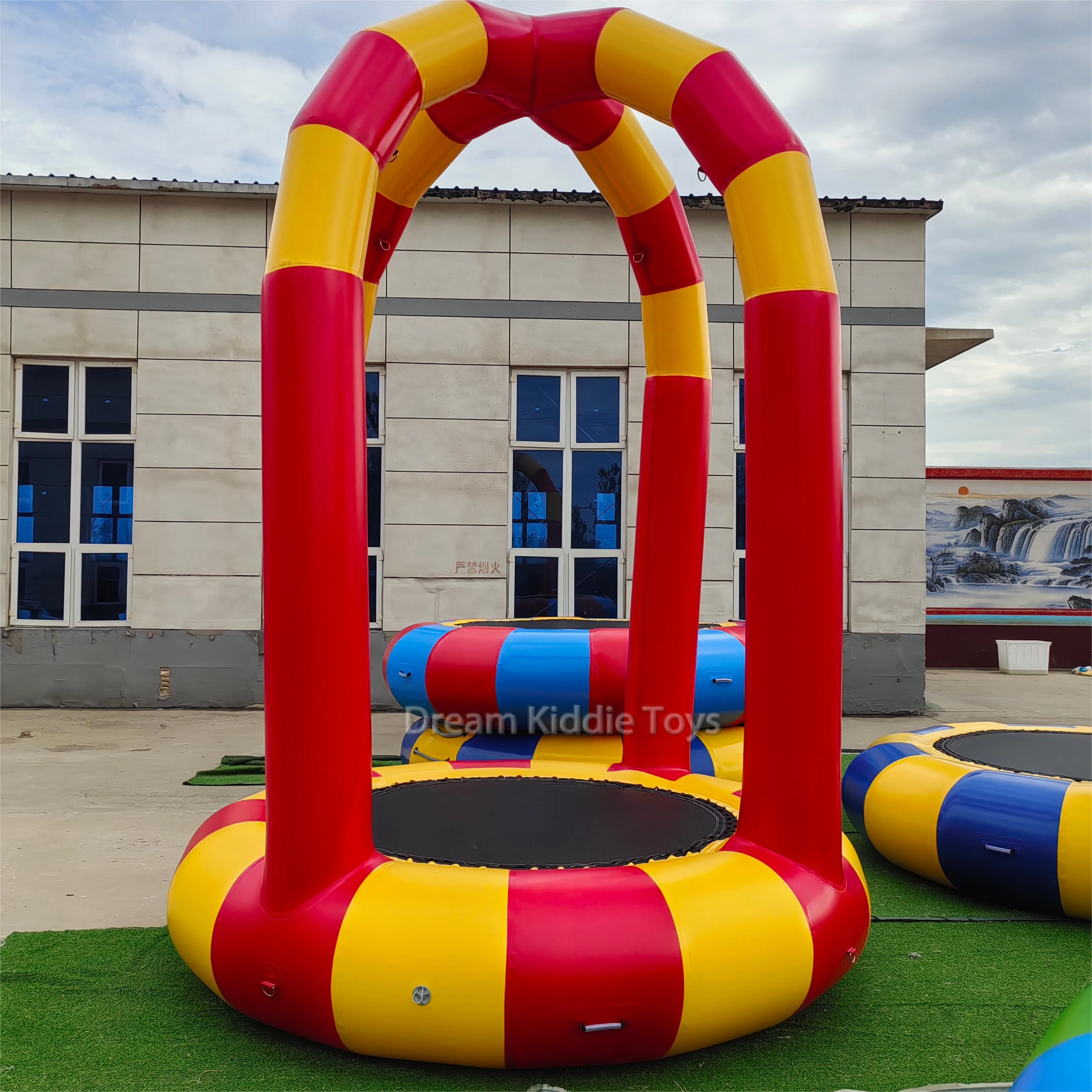 Inflatable-Interactive-Game-Inflatable-Sport-Game-Airtight-Bungee ...