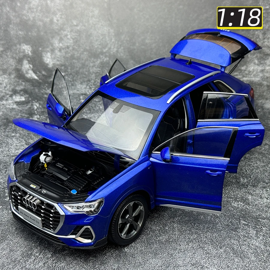 AUDI特注 1/18 アウディ 2019 Q3 SUV 新品 W｜おもちゃ、ゲーム