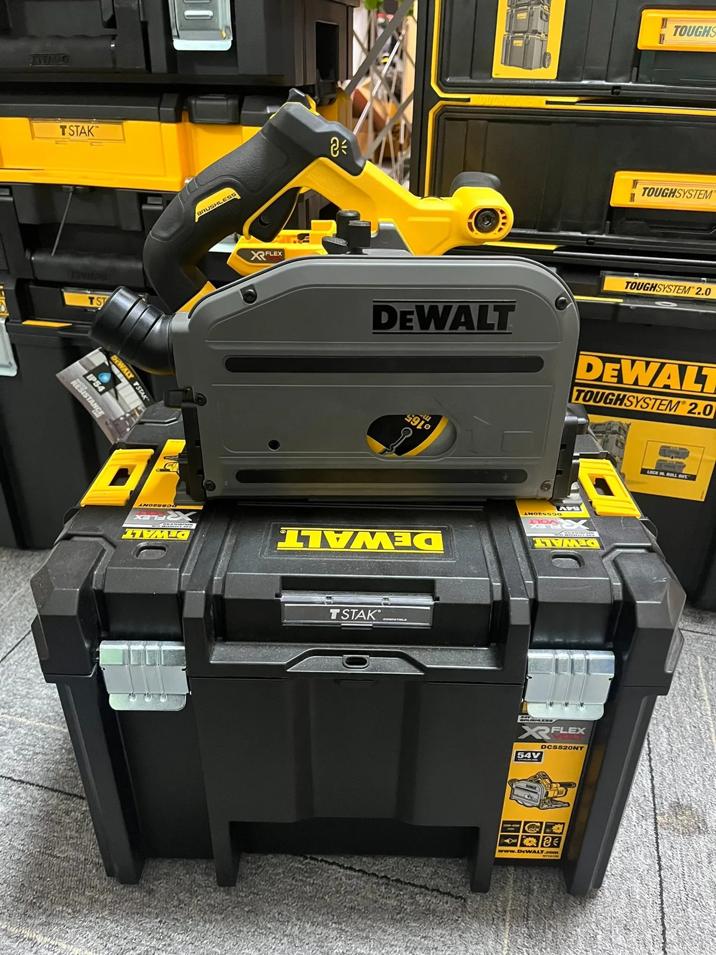 DeWalt-DCS520B-60V-MAX-6-1-2.jpg