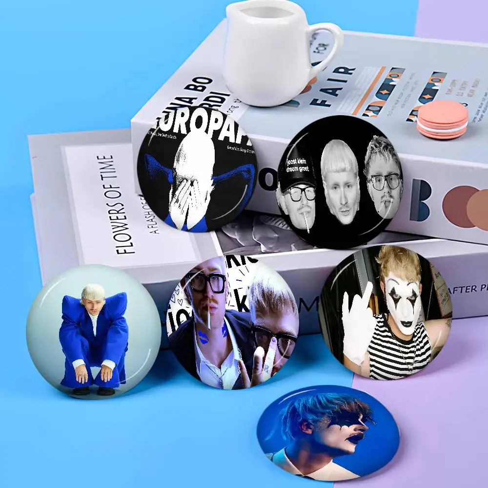 Joost Klein Singer New Brooches Soft Button Pin Funny Silly Gnarpy On A ...
