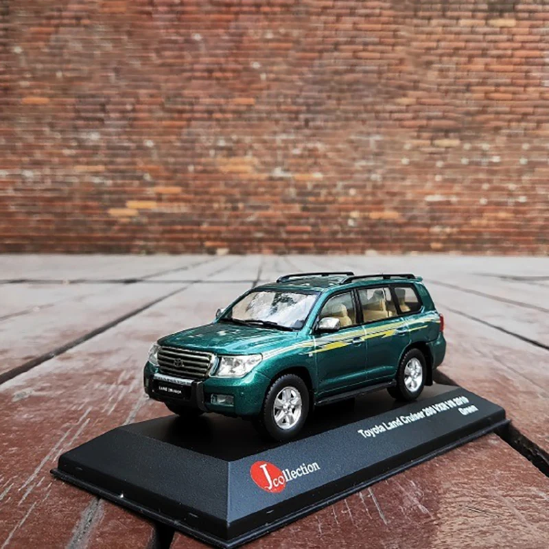 Diecast-1-43-Scale-Land-Cruiser-LC200-Alloy-Car-Model-Colletcion ...
