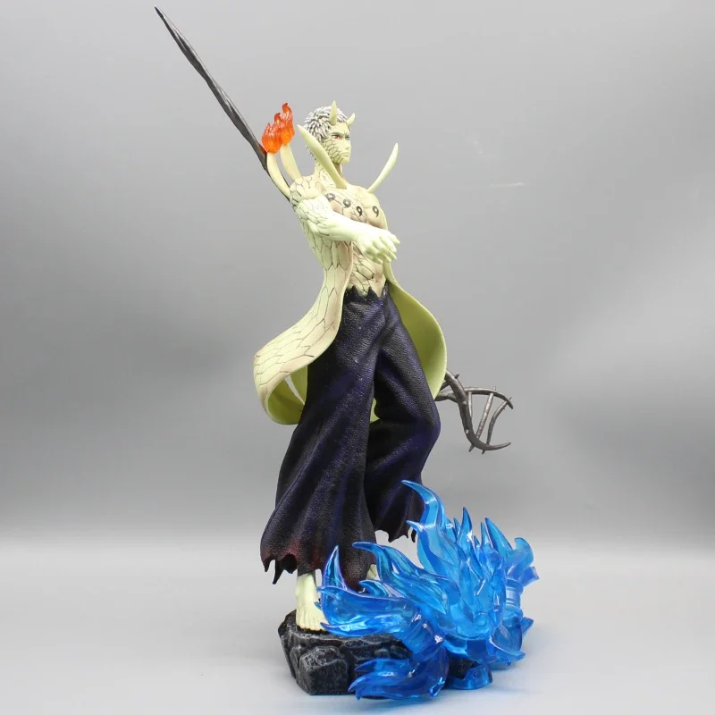 Obito Holding Rin Figure