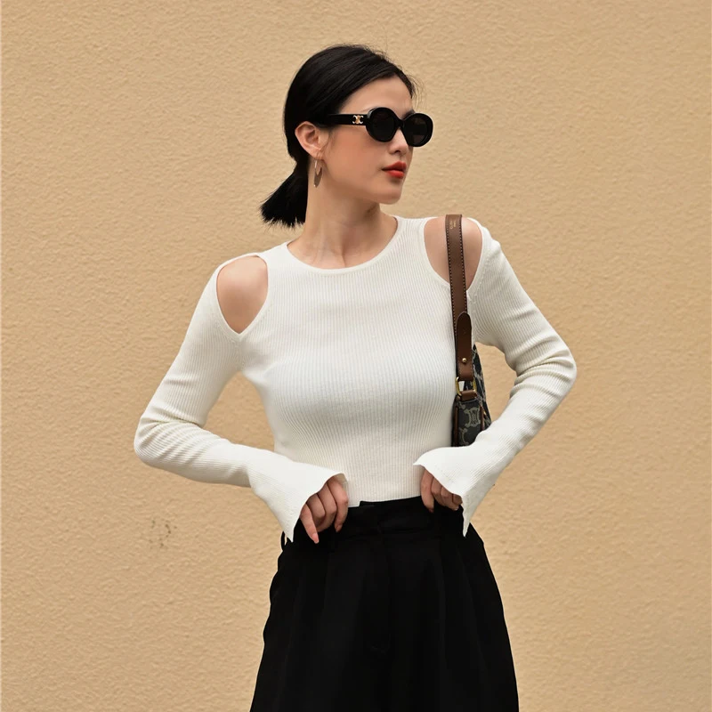 Women-Cut-Out-Shoulder-Long-Sleeved-Crop-Top-With-Split-Cuff-Detail.jpg