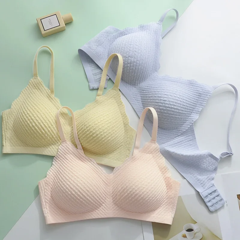Seamless-Underwear-Female-Big-Breasts-Small-Pair-Breasts-Anti-sagging ...