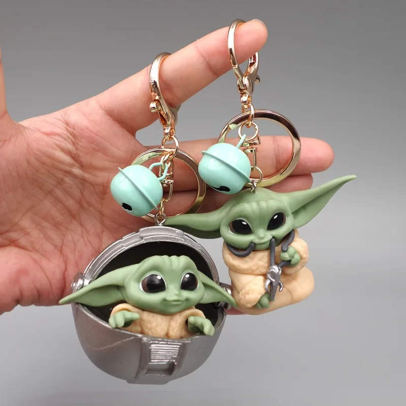 LLavero de figura de acción de Disney, modelo colgante de Baby Yoda, llavero de dibujos animados ...