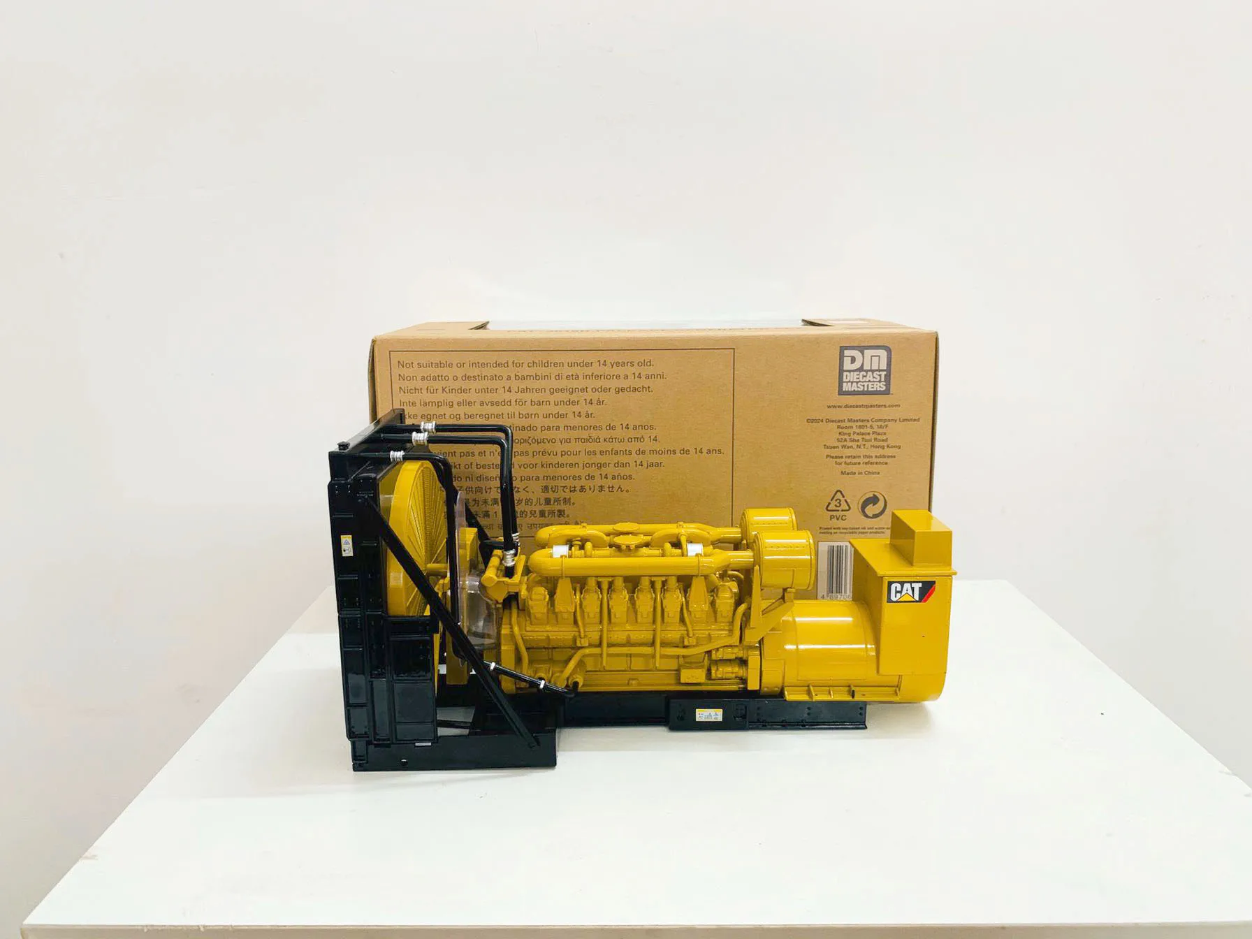 DM-3516B-Package-Generator-Set-1-25-Scale-Metal-By-DieCast-Masters ...