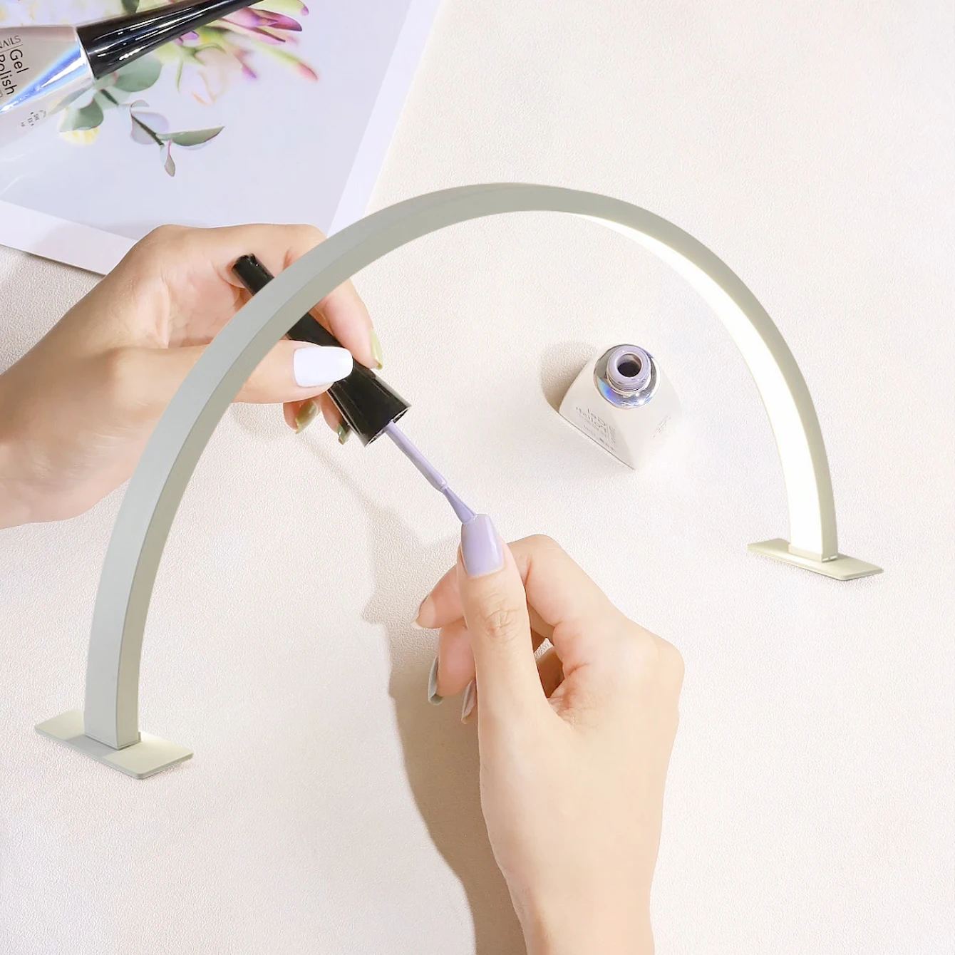 Beauty-Lamp-U-shaped-half-month-Light-fixture-beauty-salon-eye ...