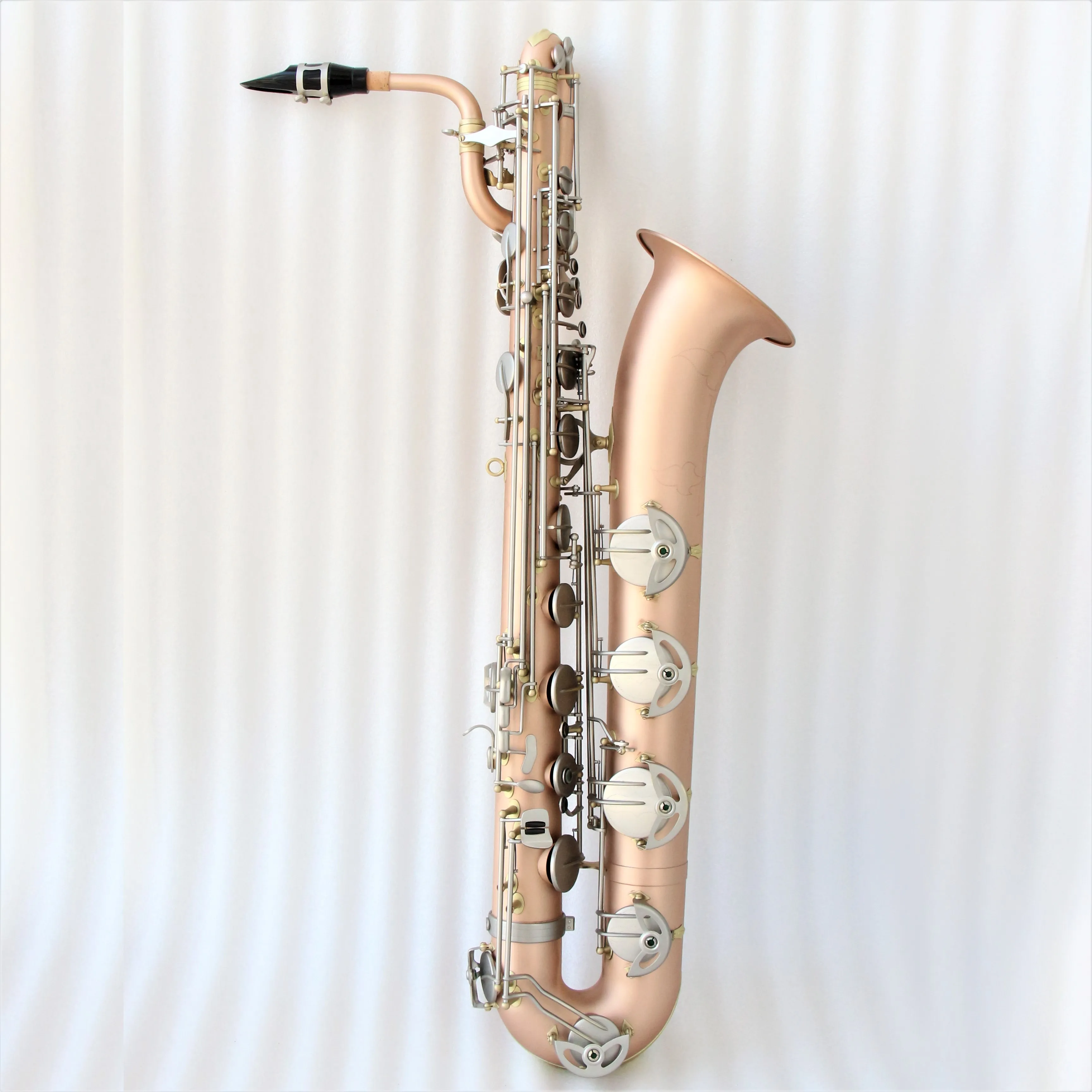 baritone-saxophone-professional-handmade-baritone-high-end-gold-lacquer ...