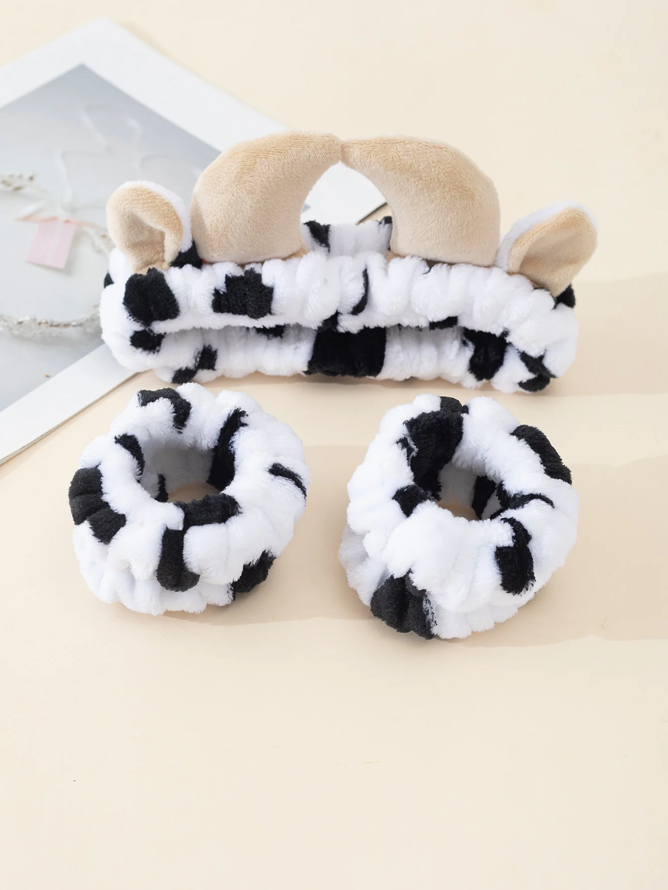 Plush-Wash-Face-Headband-Cow-Print-Spa-Wrist-Band-Cuffs-Women-Girls ...