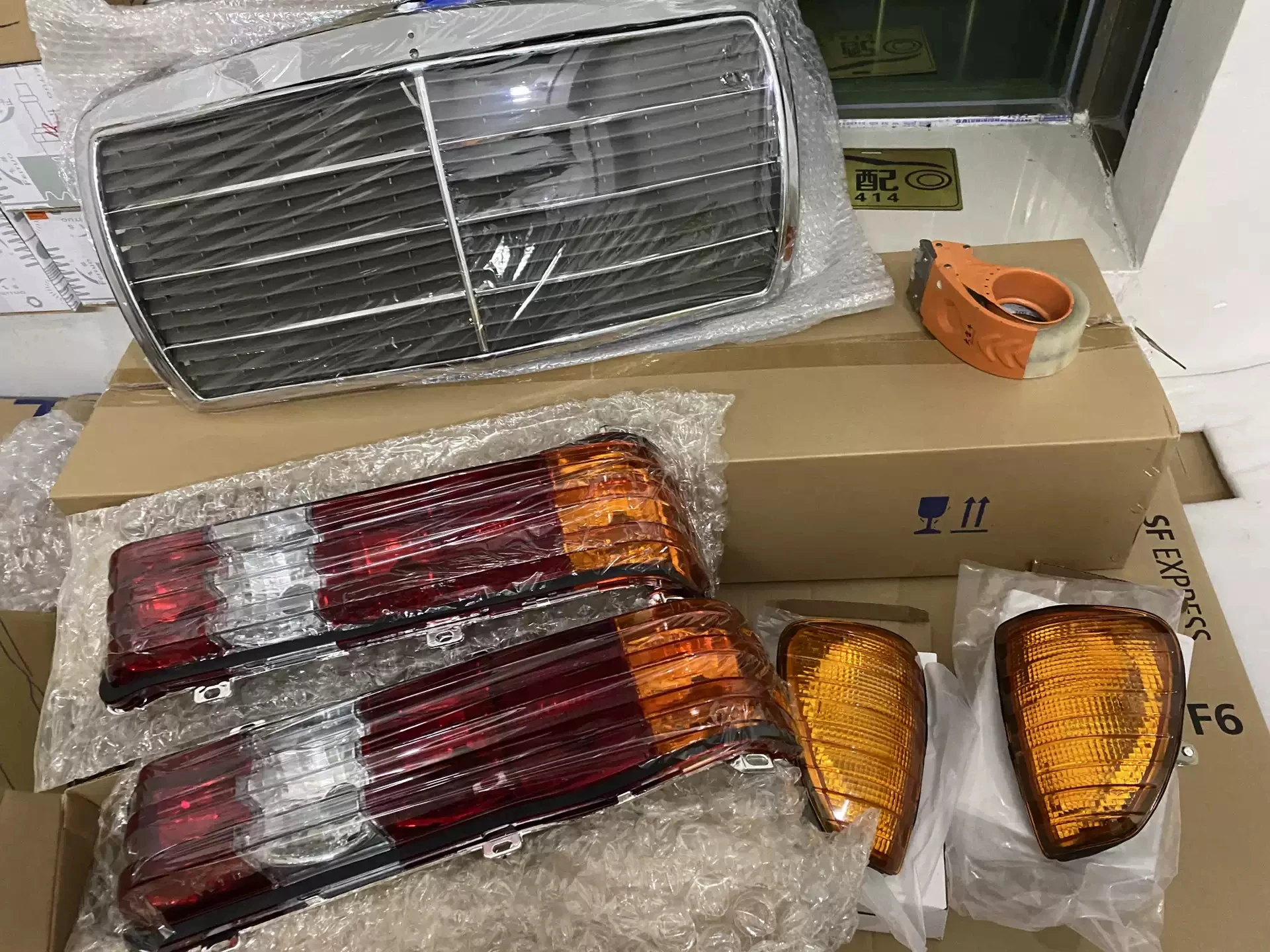 Car-led-tail-light-assembly-for-Mercedes-Benz-w123-brake-lamp-reversing ...