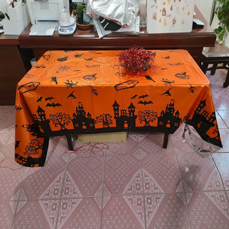 Halloween-Bloody-Hand-Tablecloth-Plastic-Table-Clothes-Rectangle-Creepy ...