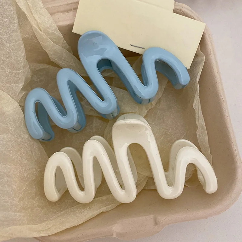 2024-New-Colorful-Jelly-Wave-Hair-Claw-Fashion-Large-Shark-Hairpin ...