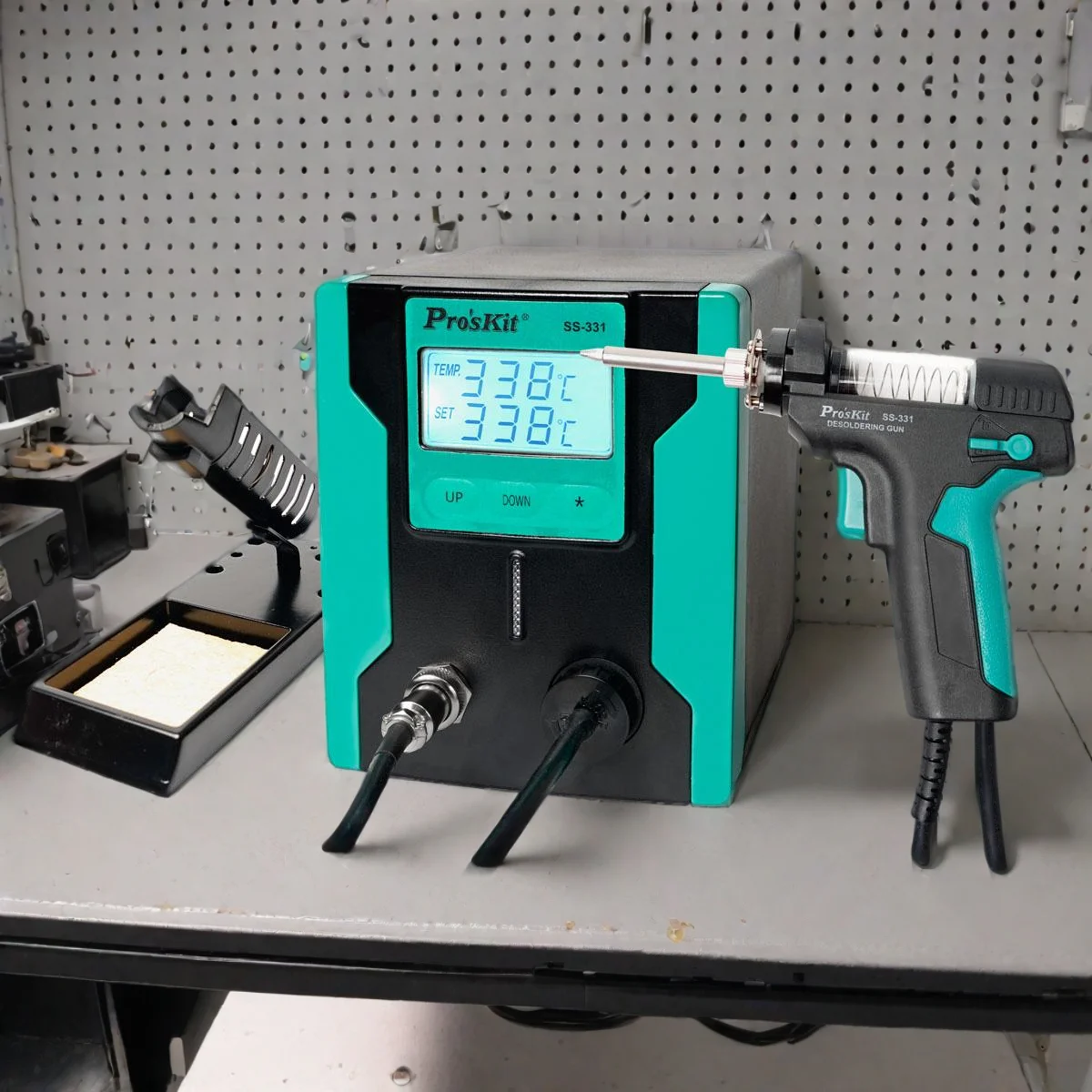 Pro-sKit-Electric-Desoldering-Station-SS-331H-LCD-Digital-Anti-Static ...