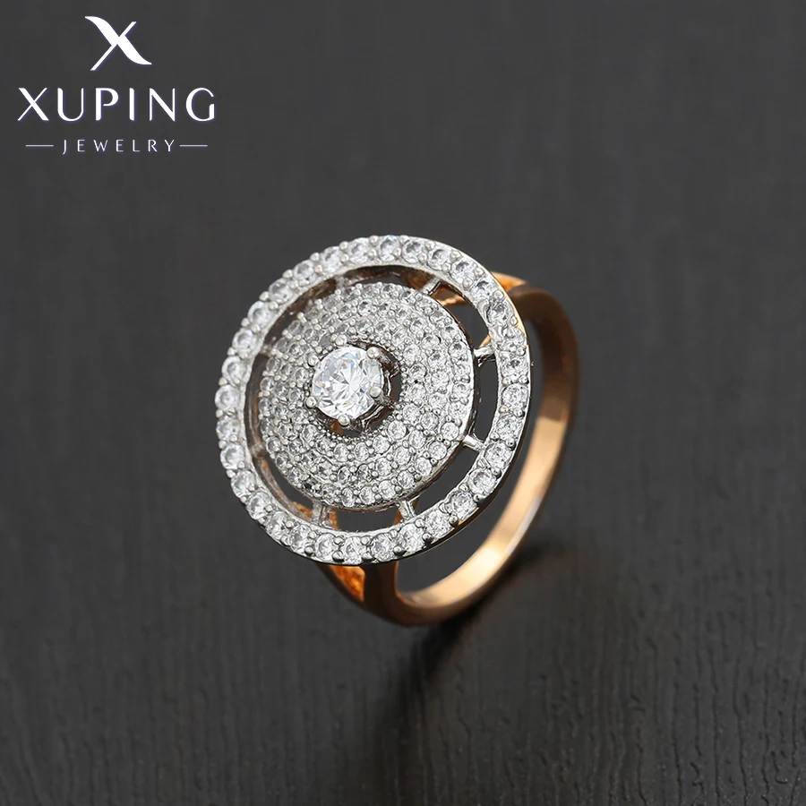 Xuping Jewelry Fashion Newly Popular Women Ring with Gold Plated A00361281