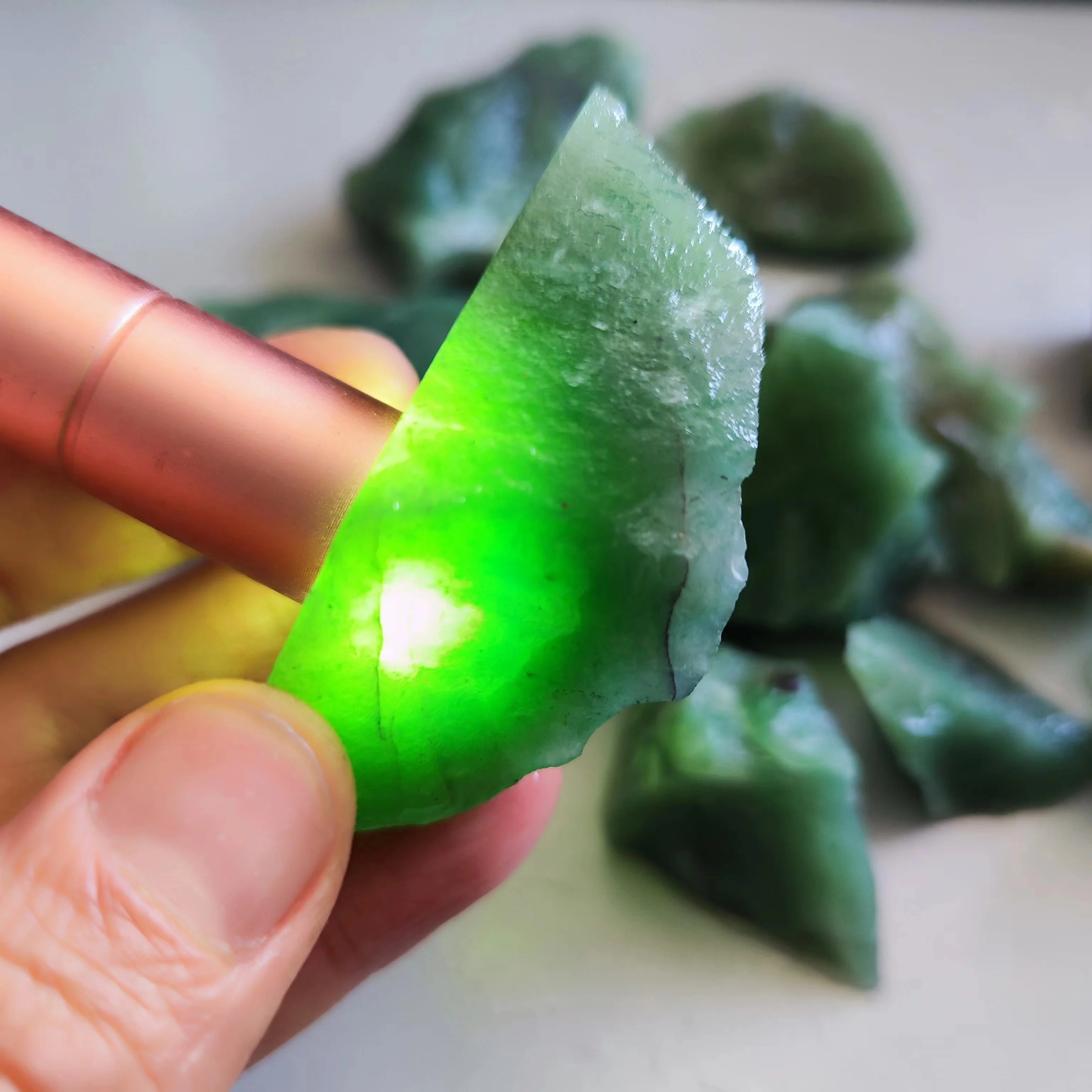 Natural-Jade-Stone-Dulong-Jade-Green-Jadeite-Raw-Stone-Mineral ...
