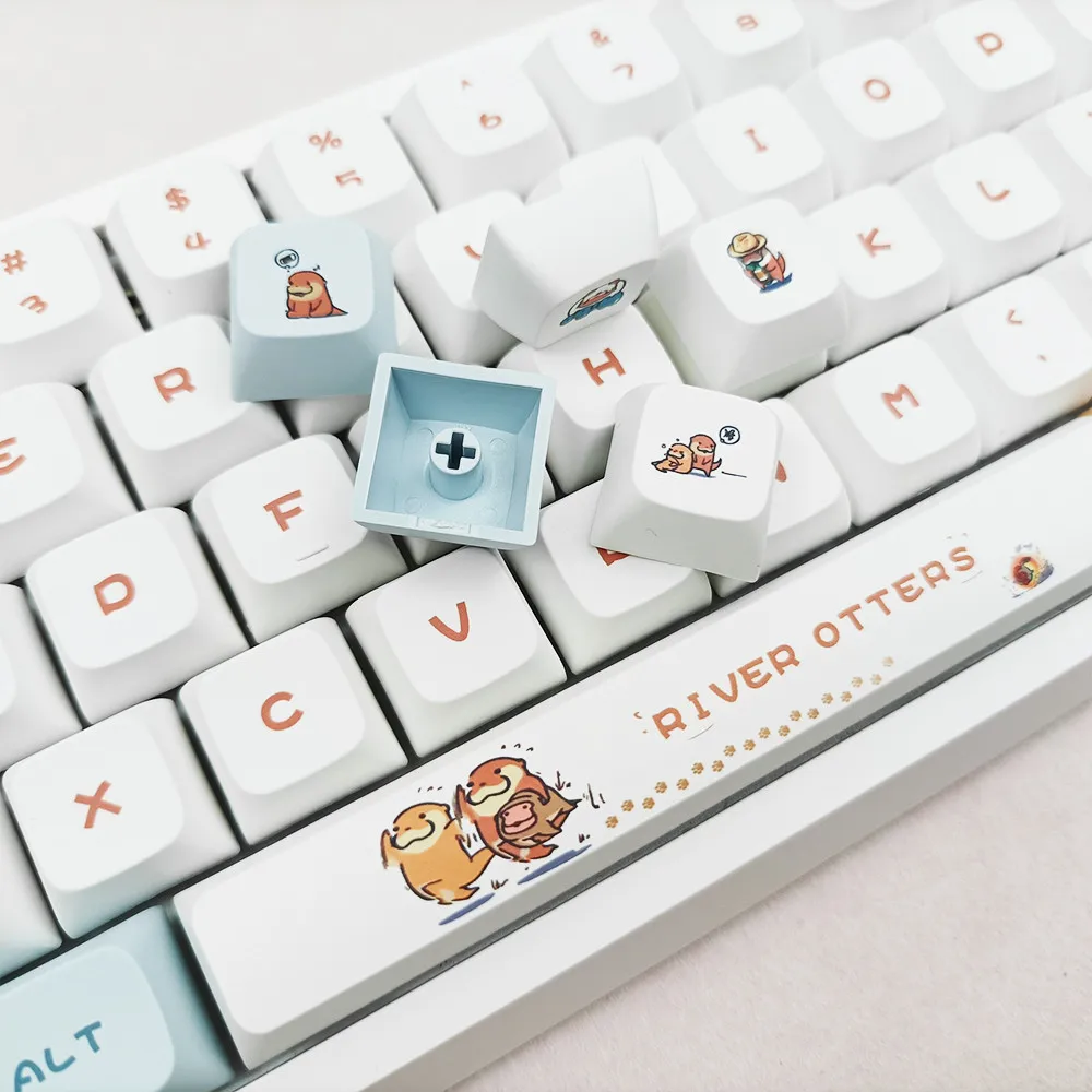 Small Cartoon Computer