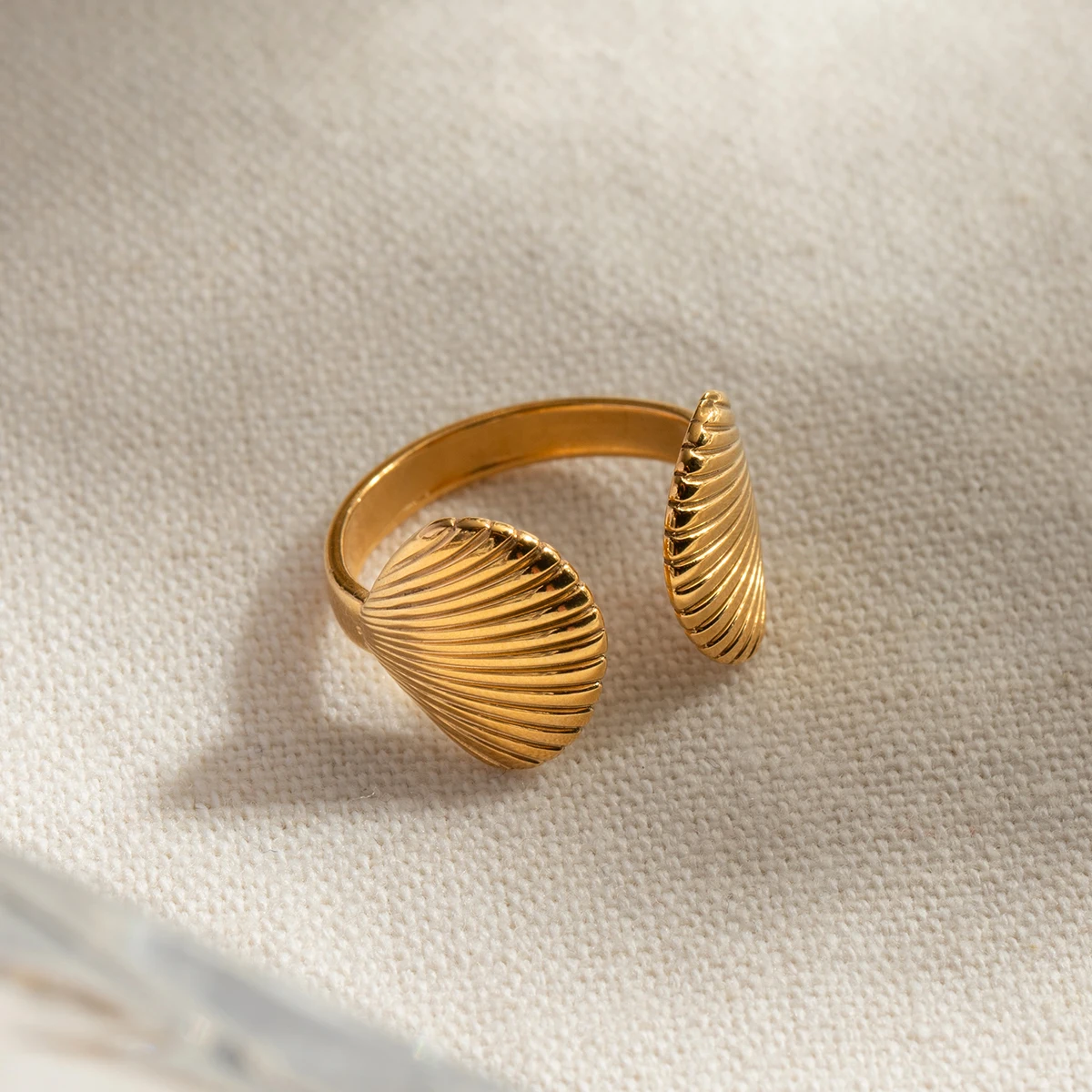 Sea-Shell-Textured-18K-Gold-Plated-Two-Scallop-Opening-Rings-Stainless ...