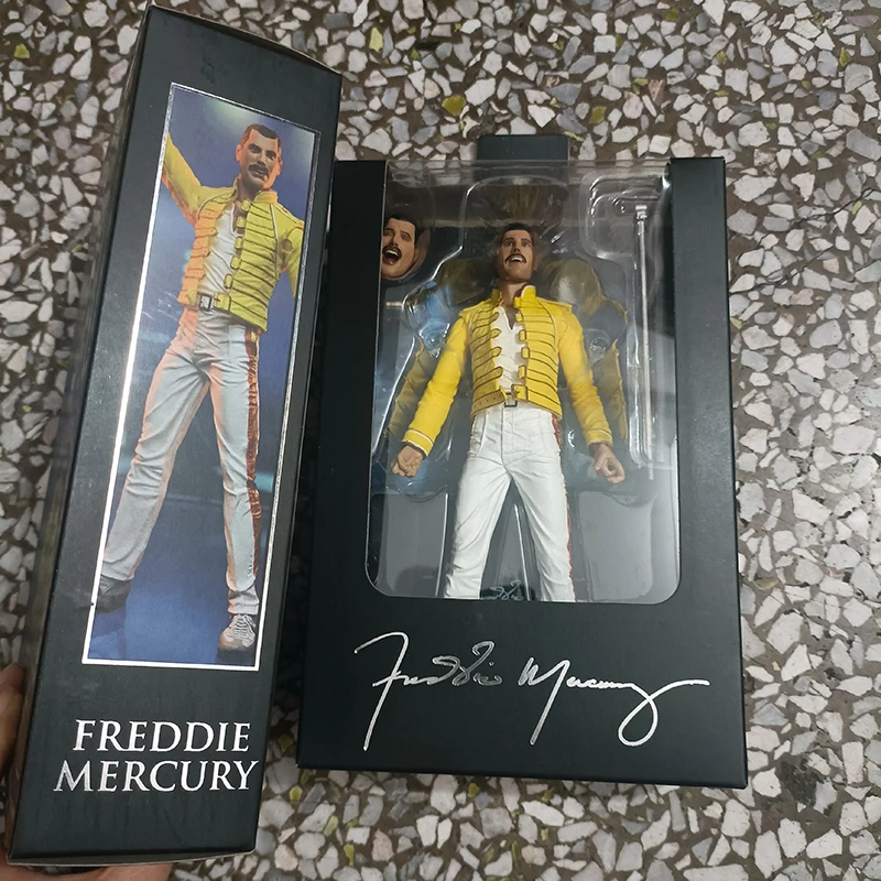 Original-Live-At-Wembley-Stadium-Queen-Freddie-Mercury-Action-Figure ...