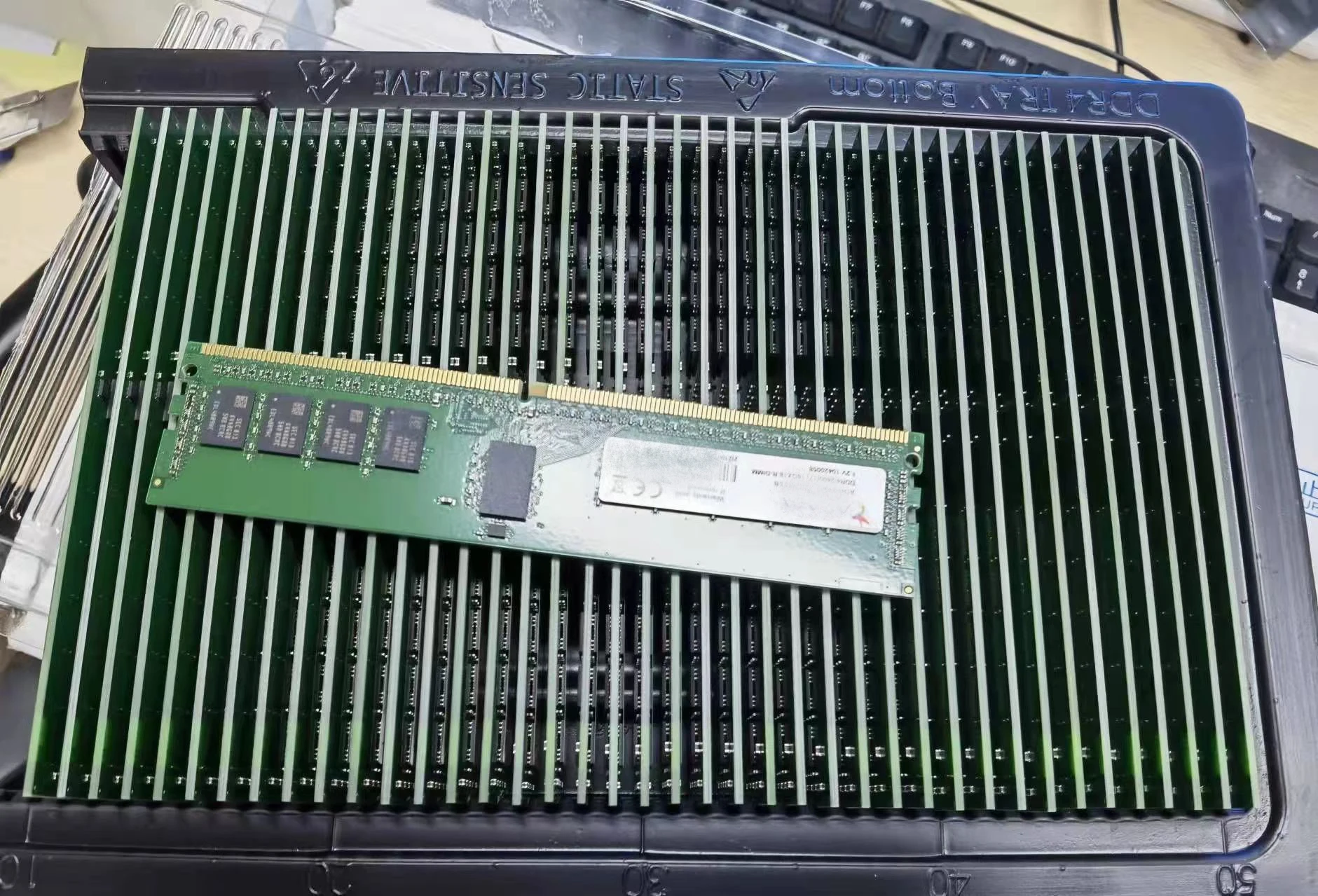 DDR4 16GB RECC 2400Mhz B-die DRAM 서버 메모리 모듈 - 티몬