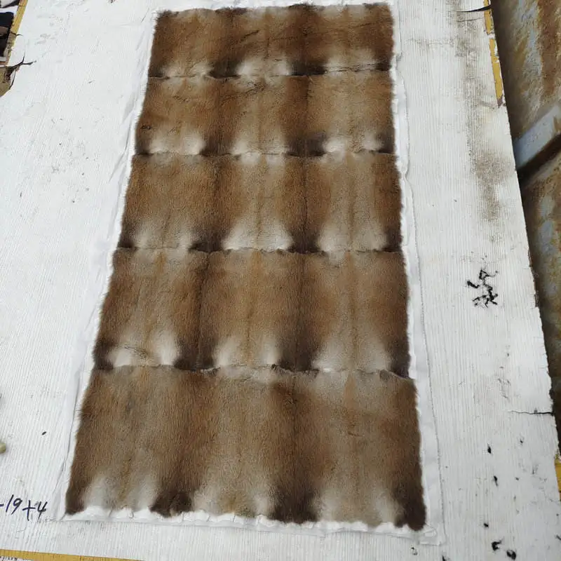 Natural Color Fur Material for DIY Factory-Natural Muskrat Fur Pelt ...