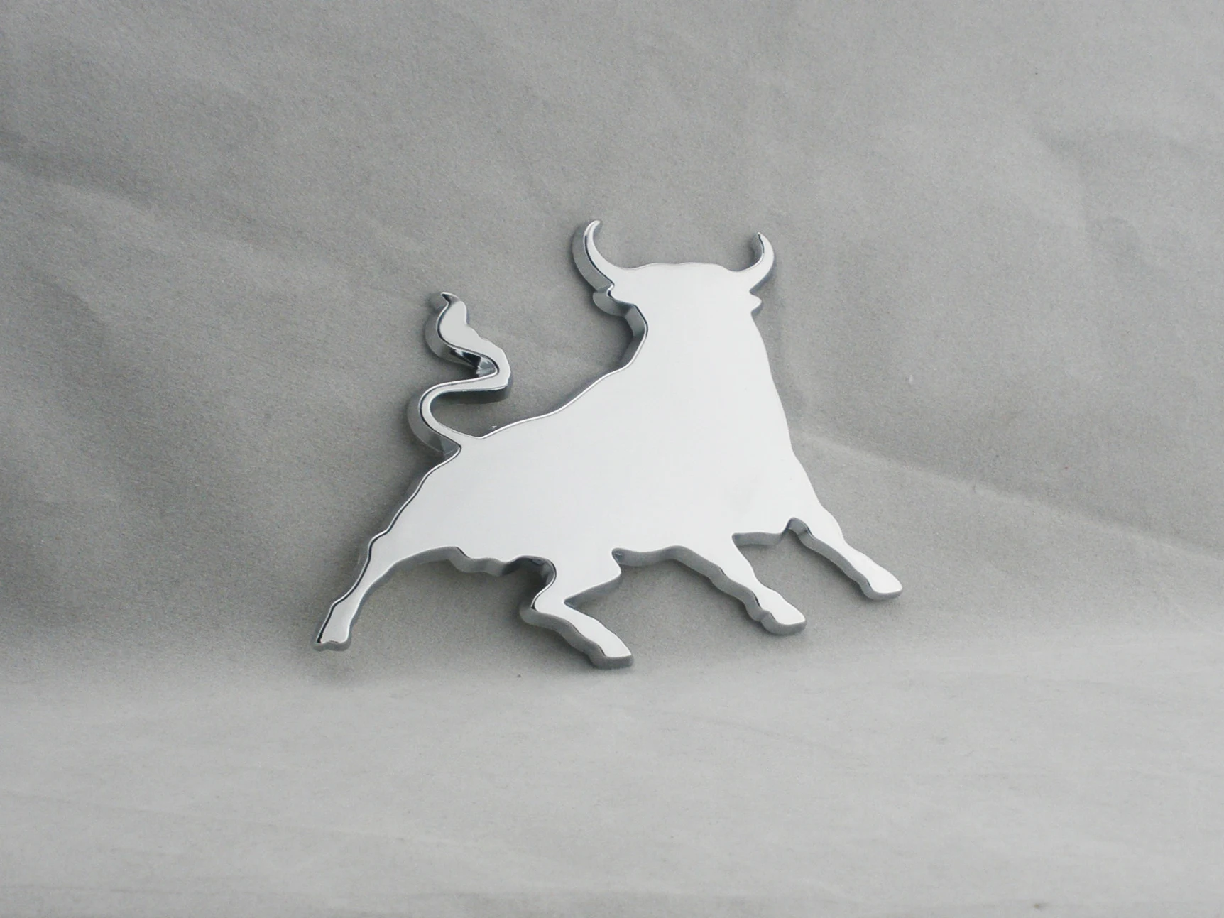 3D-Spanish-Fighting-Bull-Chrome-Sticker-Self-Adhesive-Car-Van-Decal ...
