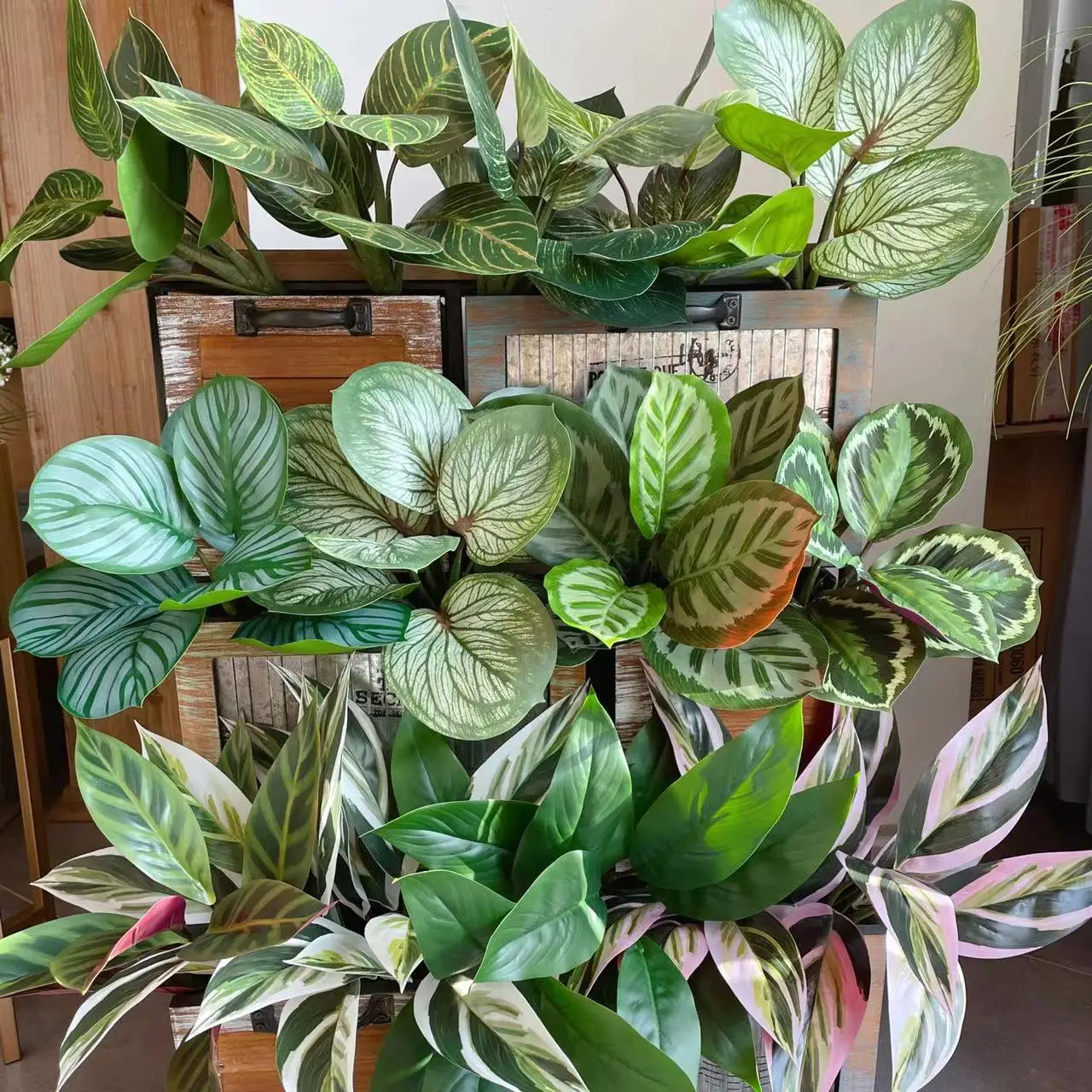 Fake-Plants-Leaf-Apple-Evergreen-Peacock-Leaves-Plant-Home-Decor ...