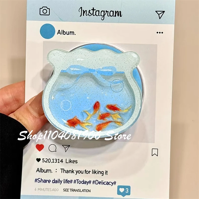 Korean Quicksand Shake Water Tank Fish Magnetic Holder Phone Stand ...
