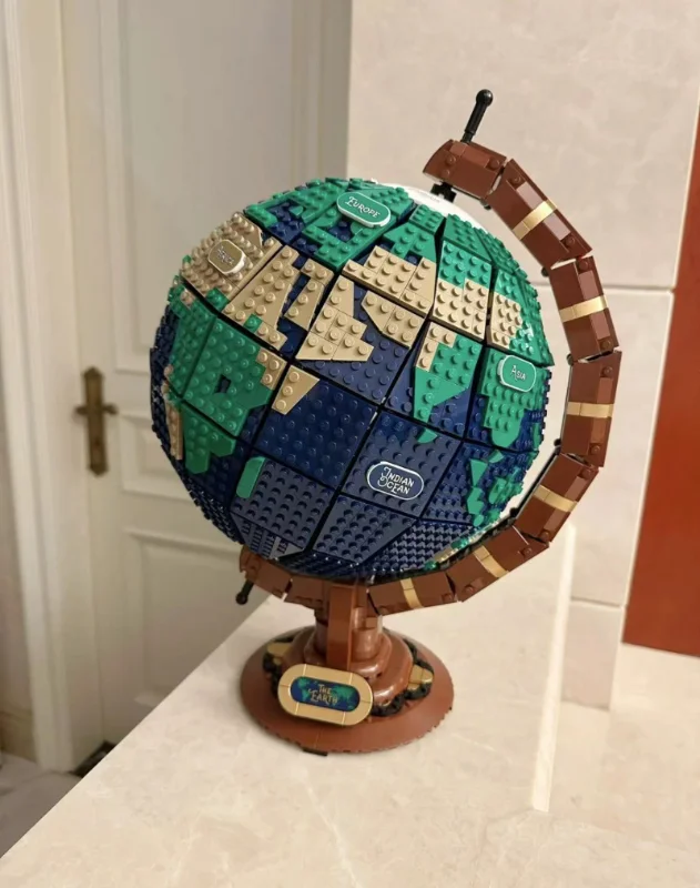 2023 Moc Bricks 2585PCS Earth Globe Modular Building Blocks Assembly ...