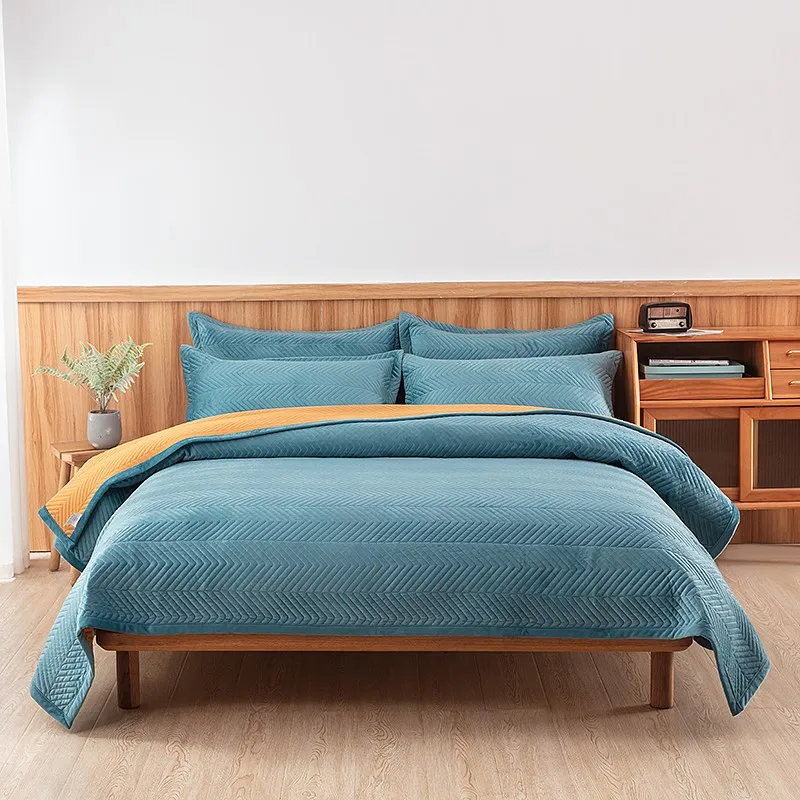 High-end-modern-bed-cover-Double-sided-splicing-Bedspread-on-the-bed ...