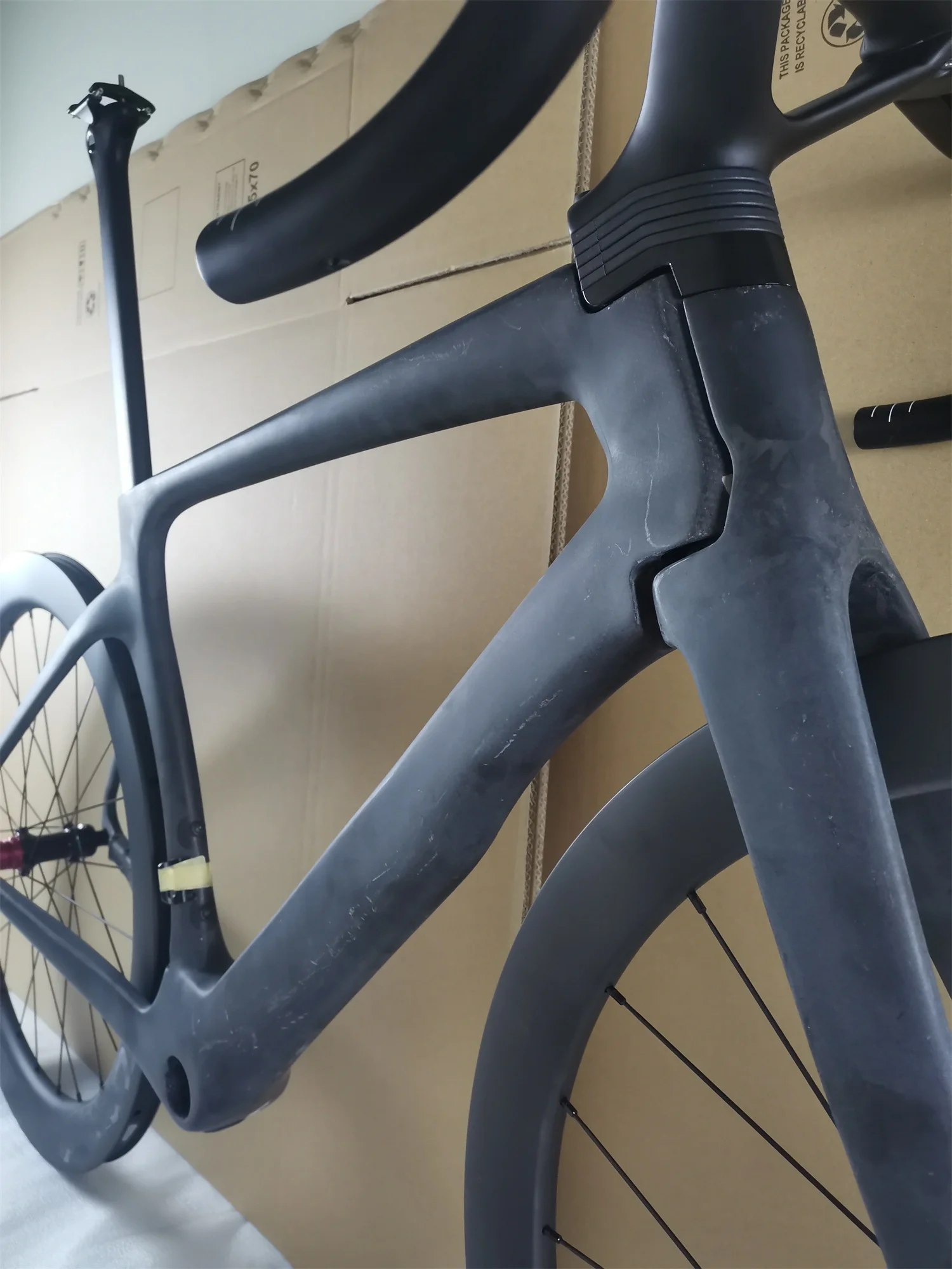 New-disc-carbon-road-bike-frame-bottom-bracket-BB-right-Ultegra-Di2 ...