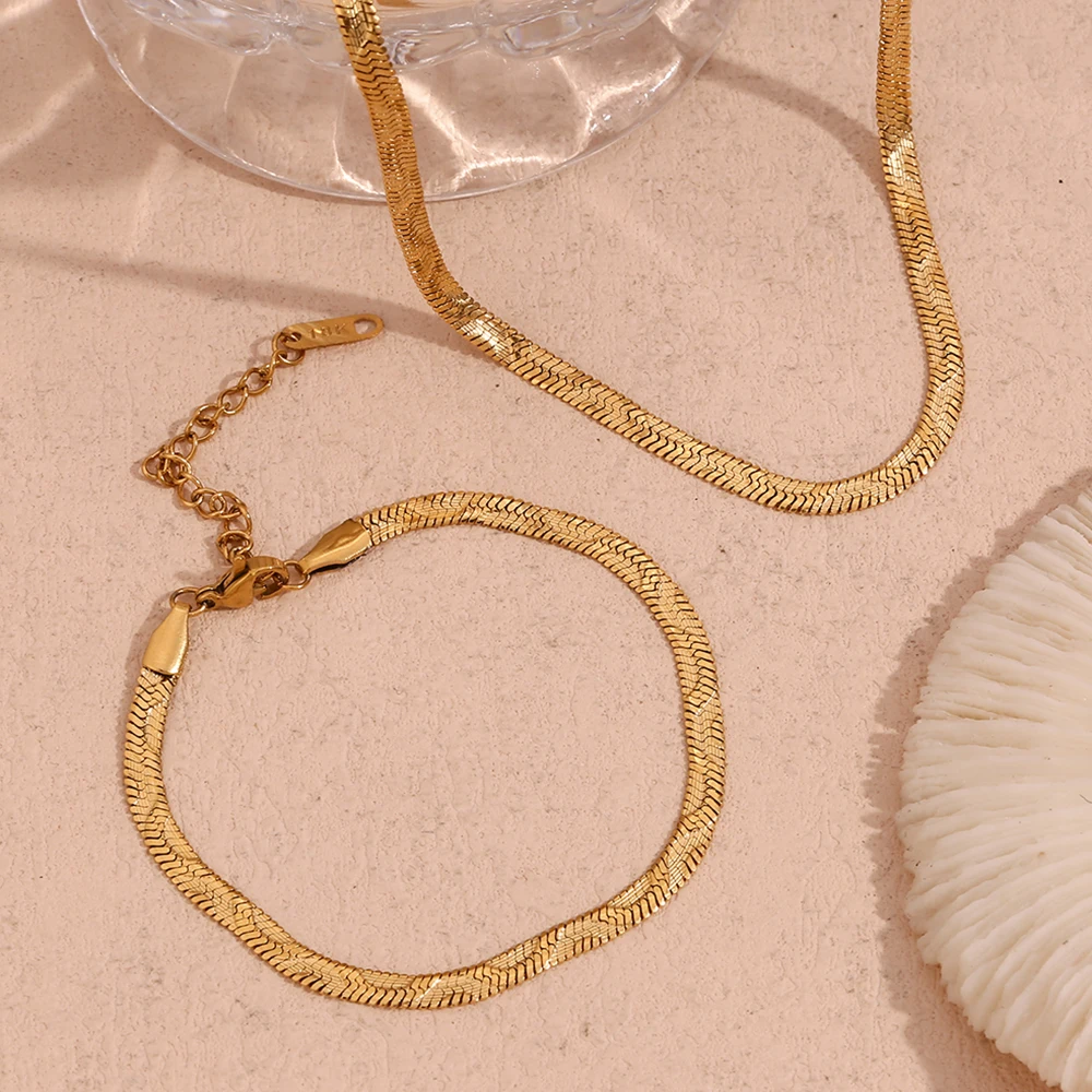 E-B-belle-Wave-Embossed-Fishbone-Chain-Bracelet-Waterproof-18K-Gold ...