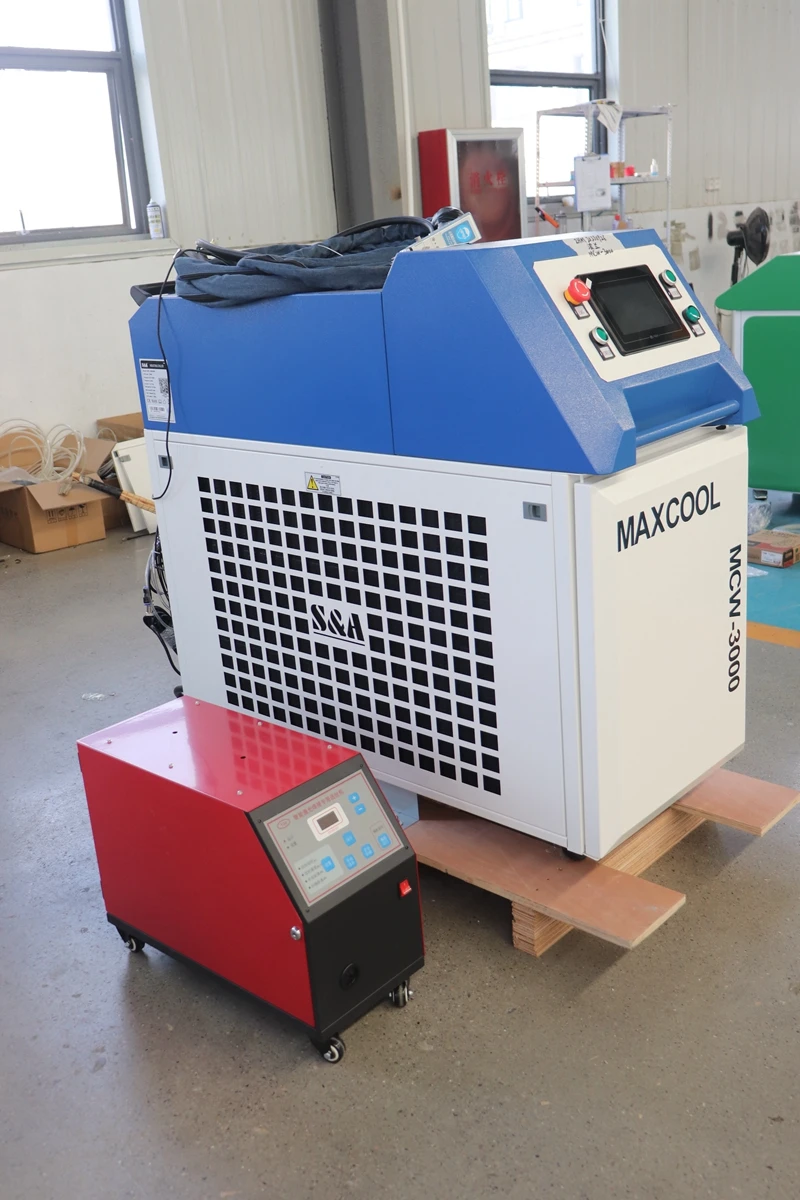 1500-2000-3000-Watt-2-Wire-Fiber-Laser-Lazer-Paint-Removal-And-Welder ...