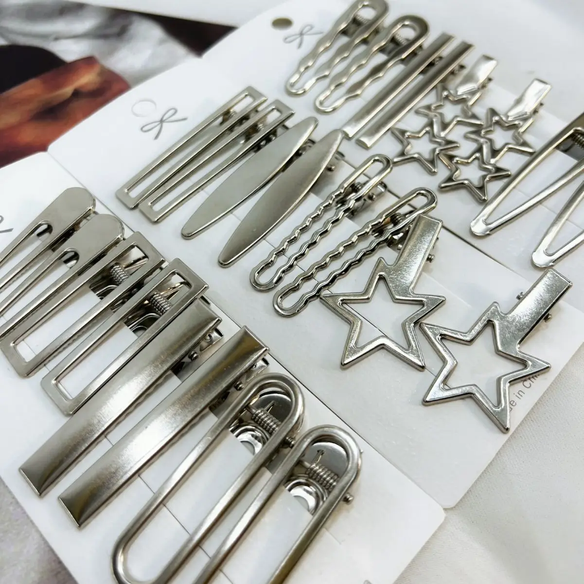 4Pcs-Sliver-Y2K-Hair-Clips-for-Women-Metal-Duckbill-Clip-Girls-Hairpins ...