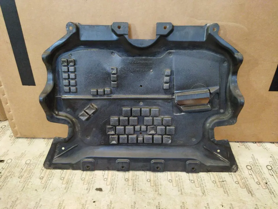 A2055201600-A2135243900-Cubrecarter-Mercedes-benz-E-Class-E-200-D-150 ...