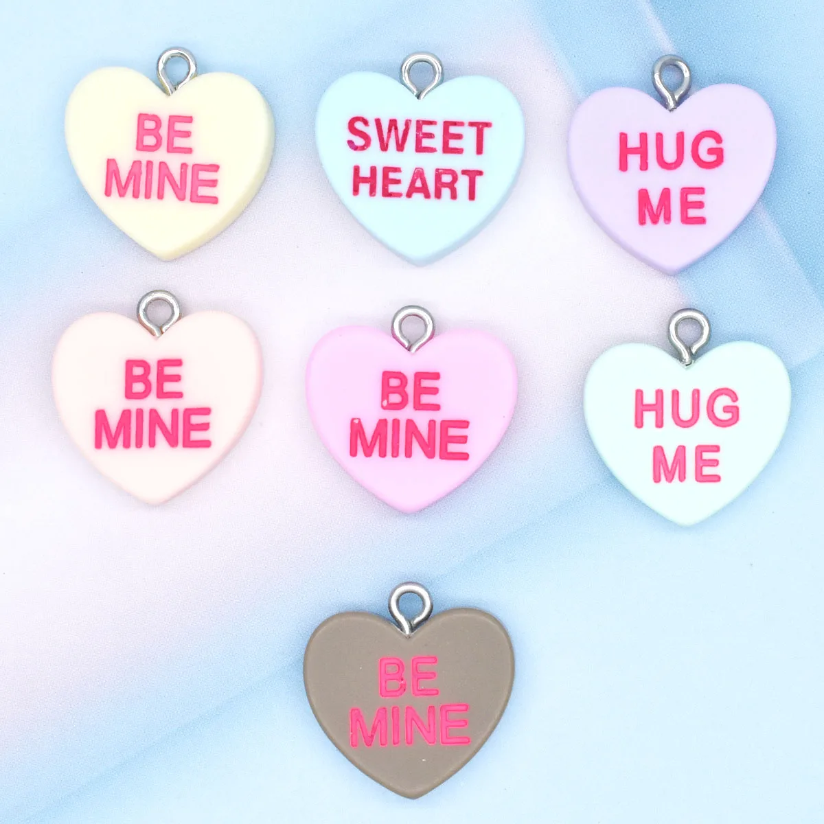 10pcs Simulated Love Letters HUG ME BE MINE SWEET HEART Resin Charms ...