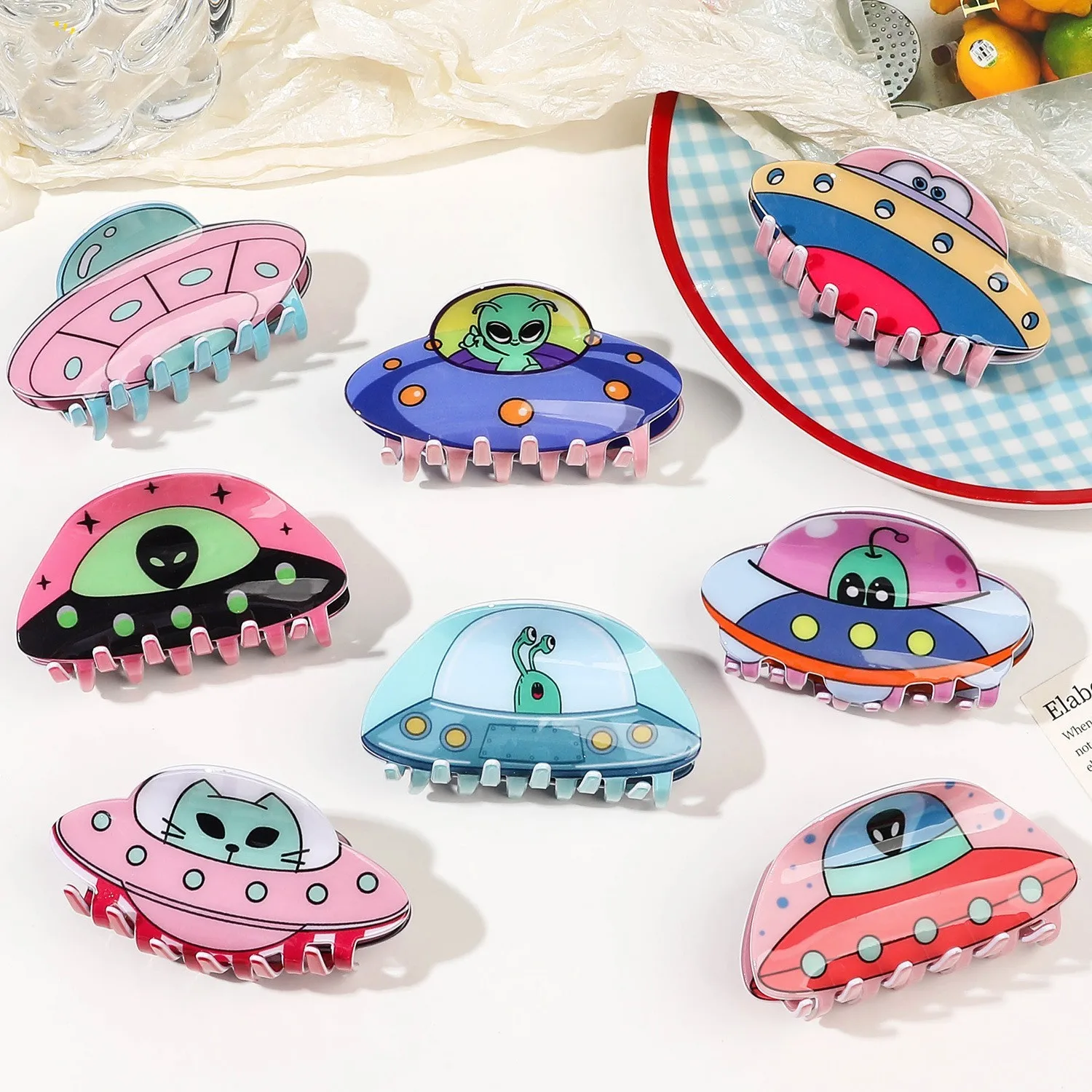 New Funny Acrylic Alien Spaceship Hair Claw Clips Hairpin Cartoon UFO ...