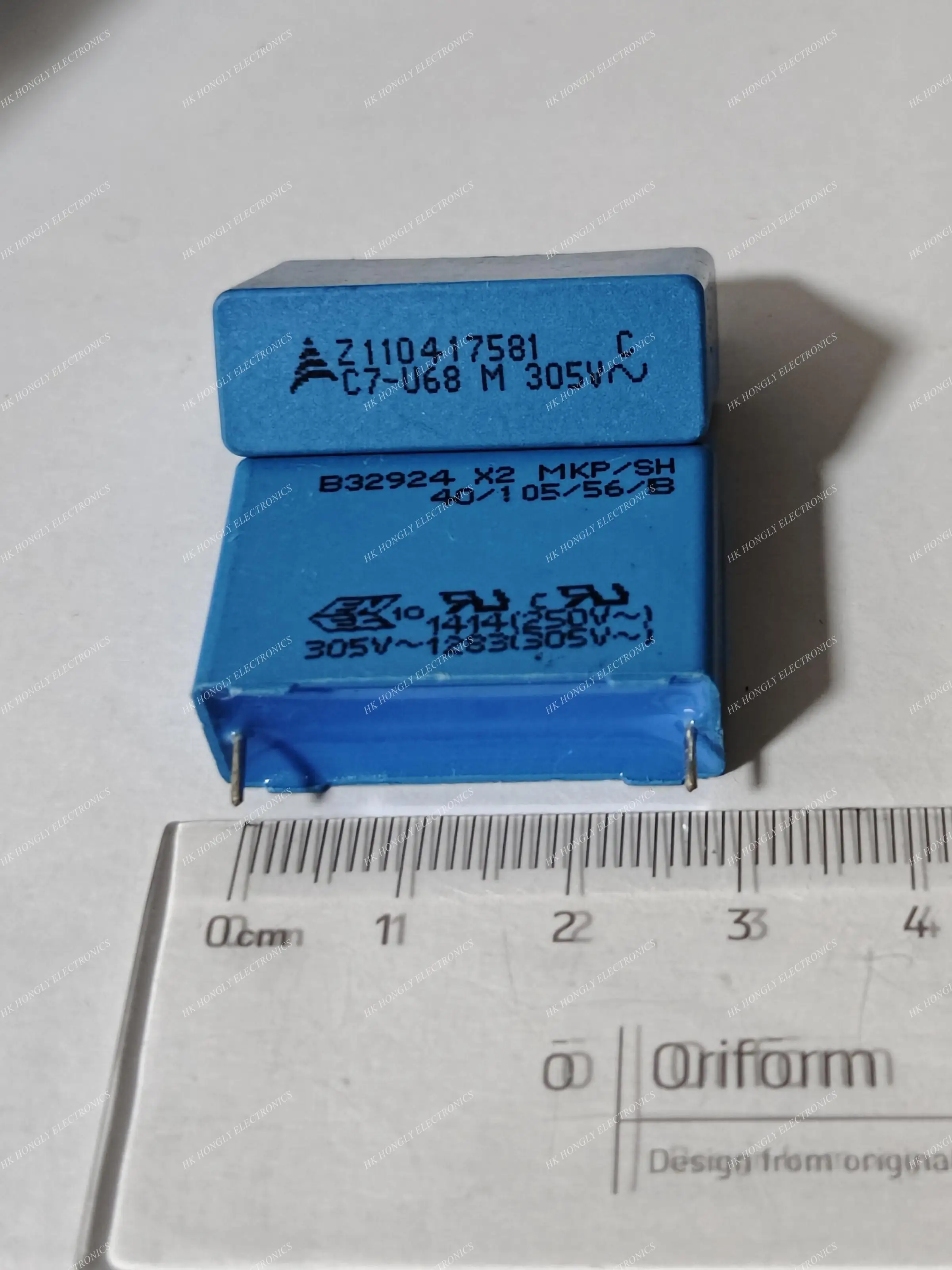 2PCS-B32924-X2-MKP-SH-C-U68-1U-K-10-M-20-305V-0-68UF-1UF.jpg