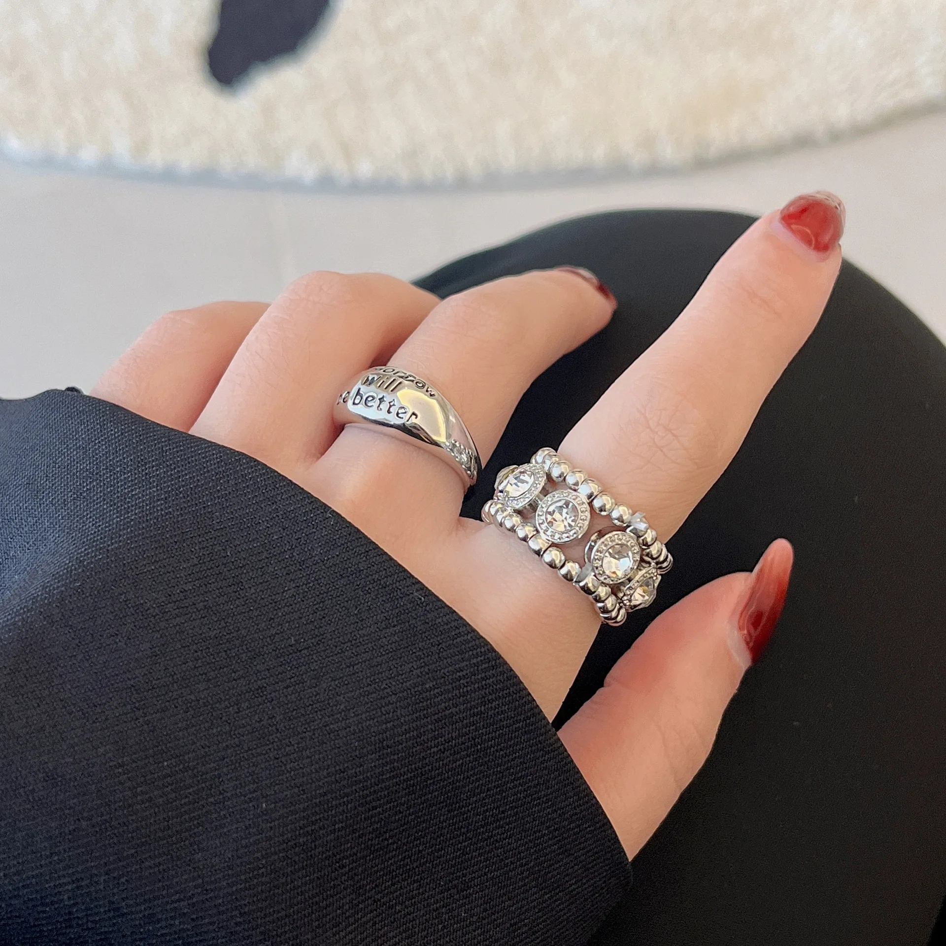 Premium Light Luxury Ring Elastic Ring Ins Female Letter Trendy Cool ...