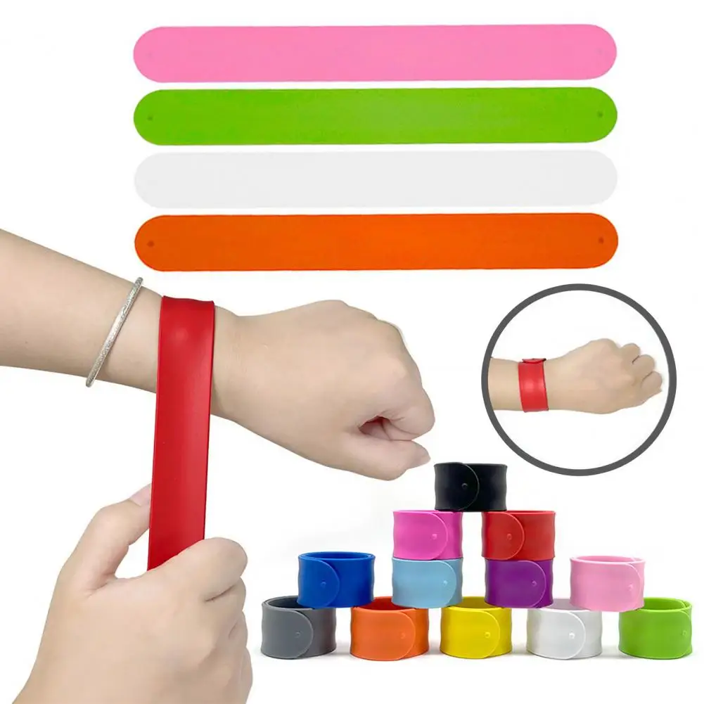 2Pcs Silicone Snap Circle Bracelet Self-Rolling Wristband with Cartoon ...