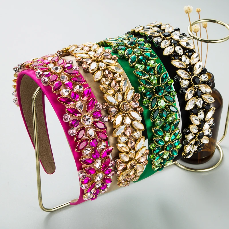 Diadema-moderna-y-exagerada-con-diamantes-incrustados-de-vidrio ...